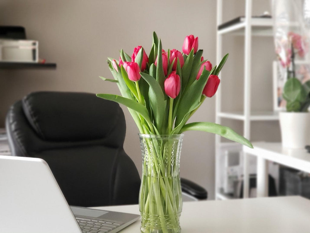 Desk to Décor: Adding Office Flowers into Your Workspace
